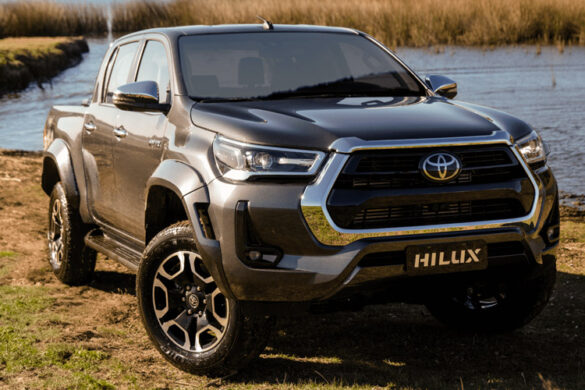 Hilux SRX Plus 2025: descubra o que faz dela a picape mais desejada - Toyota Sulpar