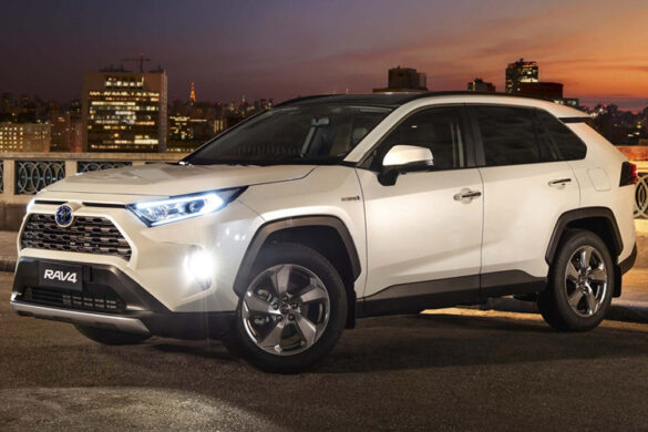 Novo Toyota RAV4 2025 chega com mais tecnologia, design e garantia de ...