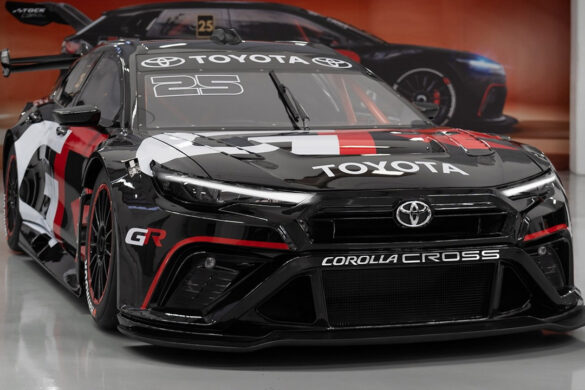 Corolla vs Corolla Cross: qual a diferença entre o sedan e o SUV da ...