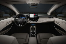 Hilux SRX Plus 2025: descubra o que faz dela a picape mais desejada ...